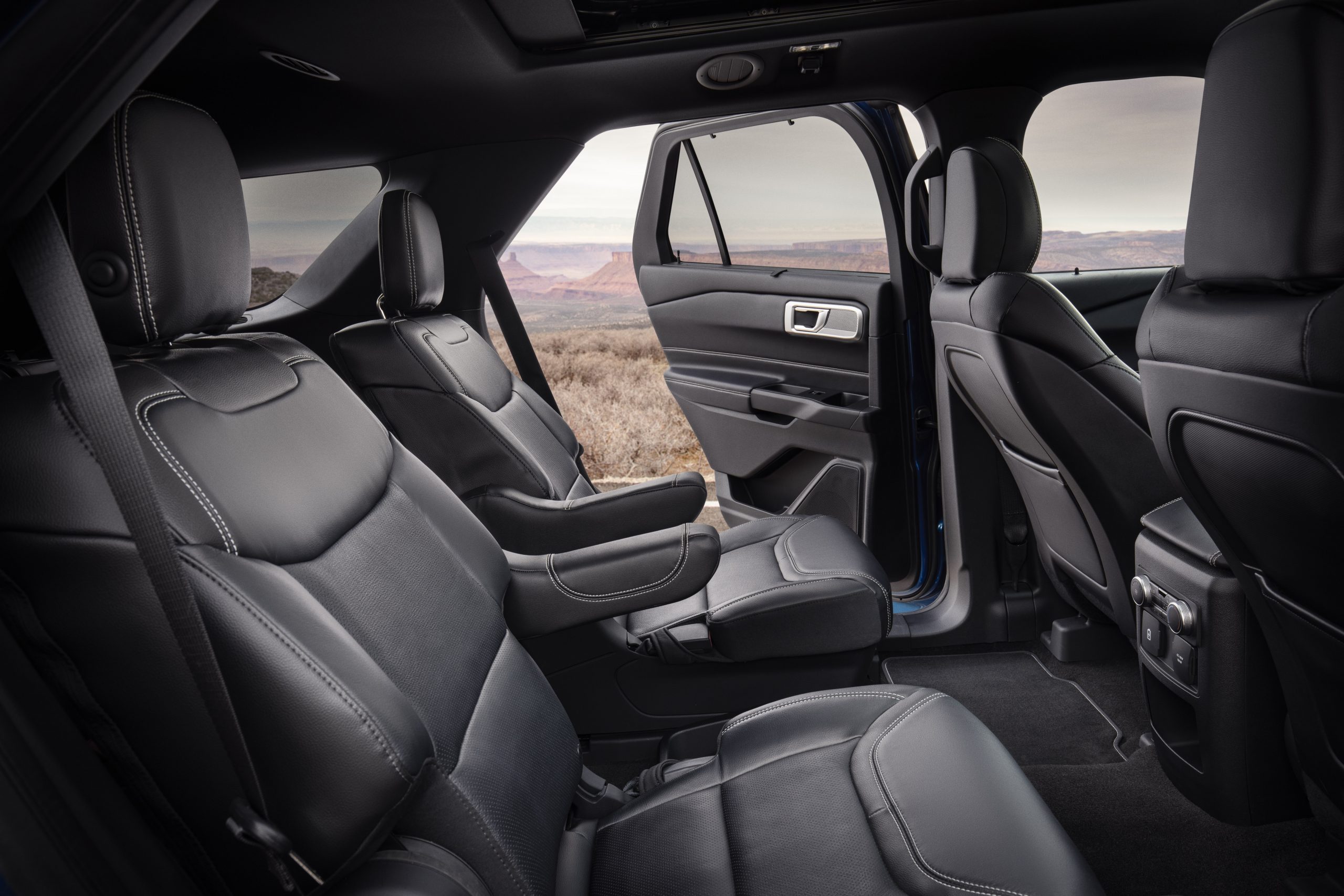 All-new Explorer ST interior | Noticias Mundo Automotriz