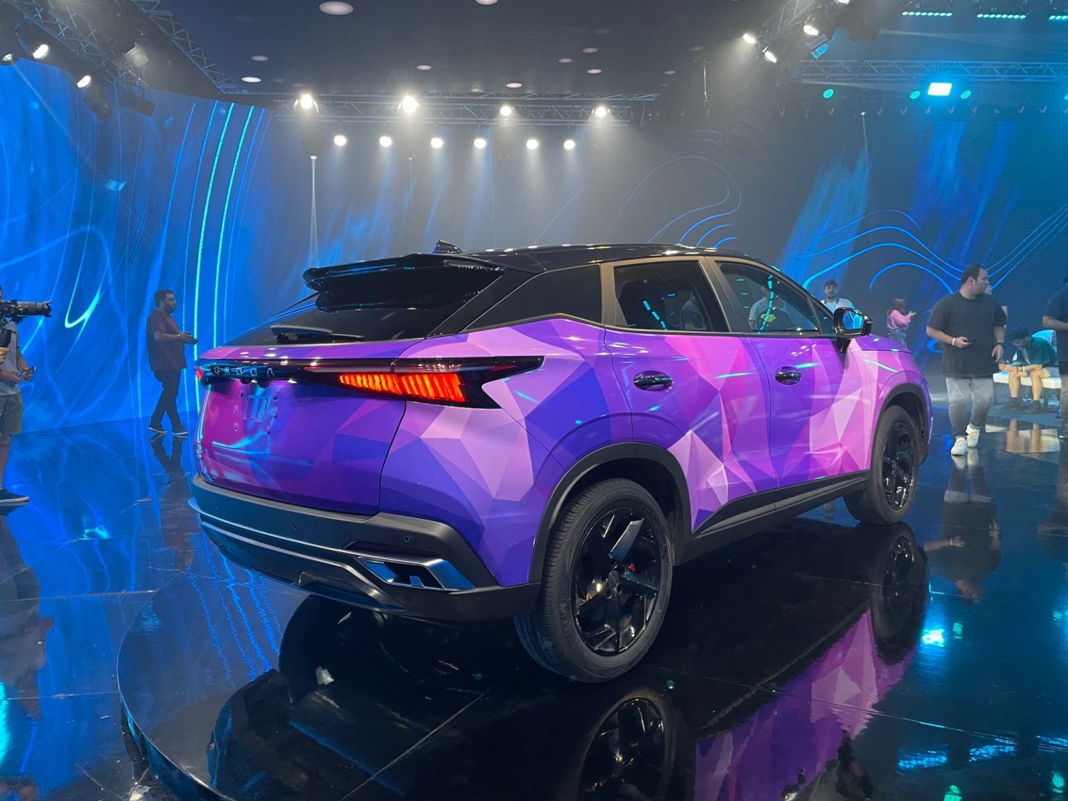 Omoda llega oficialmente a Chile con su jovial SUV C5 en tres versiones ...