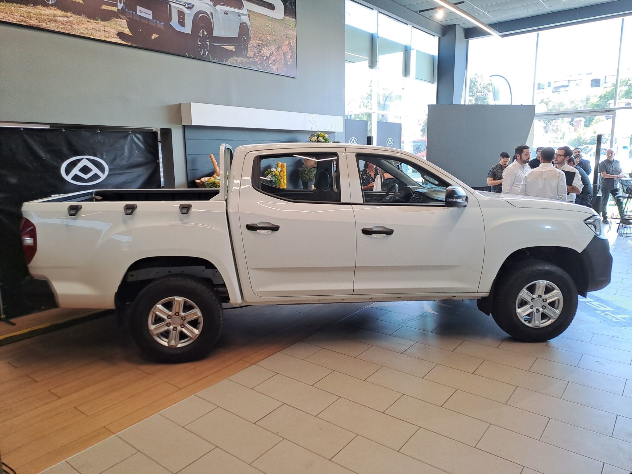 Maxus suma nueva versión bencinera a la gama de su exitosa camioneta T60 - Novedades ...