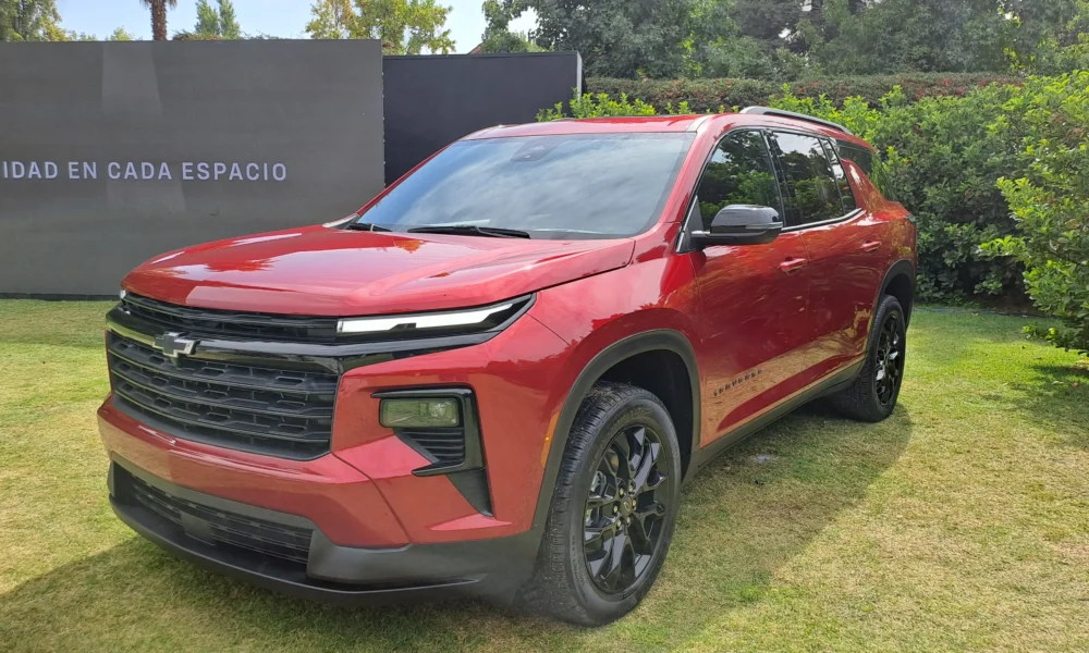 Chevrolet presentó su evolucionada Traverse 2025 con un nuevo motor 2.5 ...